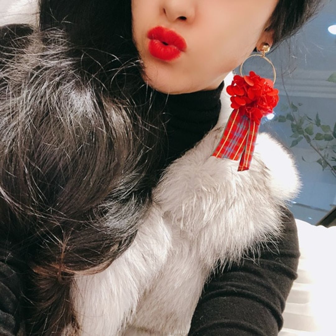 더루비귀찌가능꽃귀걸이 레드귀걸이 키치한귀걸이 큰귀걸이 화려한귀걸이 화려한큰귀걸이 스팽글귀걸이 특이한귀걸이 큰귀걸이드롭 크고
