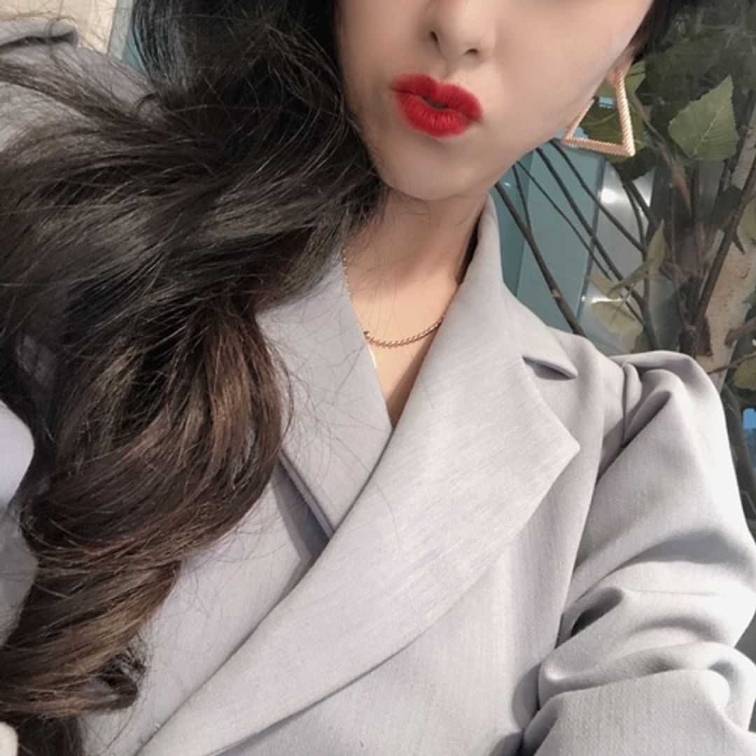 더루비 메탈귀걸이 링귀걸이 화려한링귀걸이 큰링귀걸이 삼각귀걸이 무광메탈귀걸이 화려한귀걸이 특이한귀걸이 빈티지귀걸이 큰귀걸이