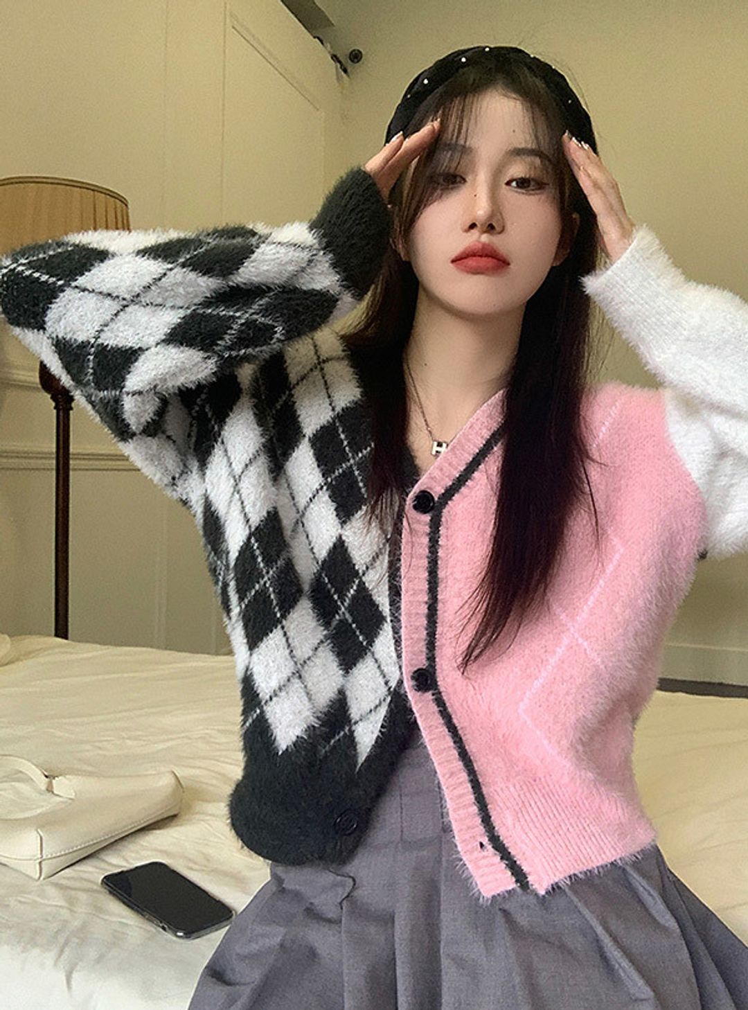핑크 아가일 체크 니트 가디건