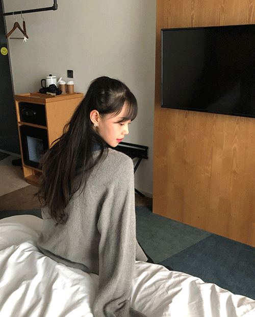 데일리마켓 crosswind v neck knit / 4color