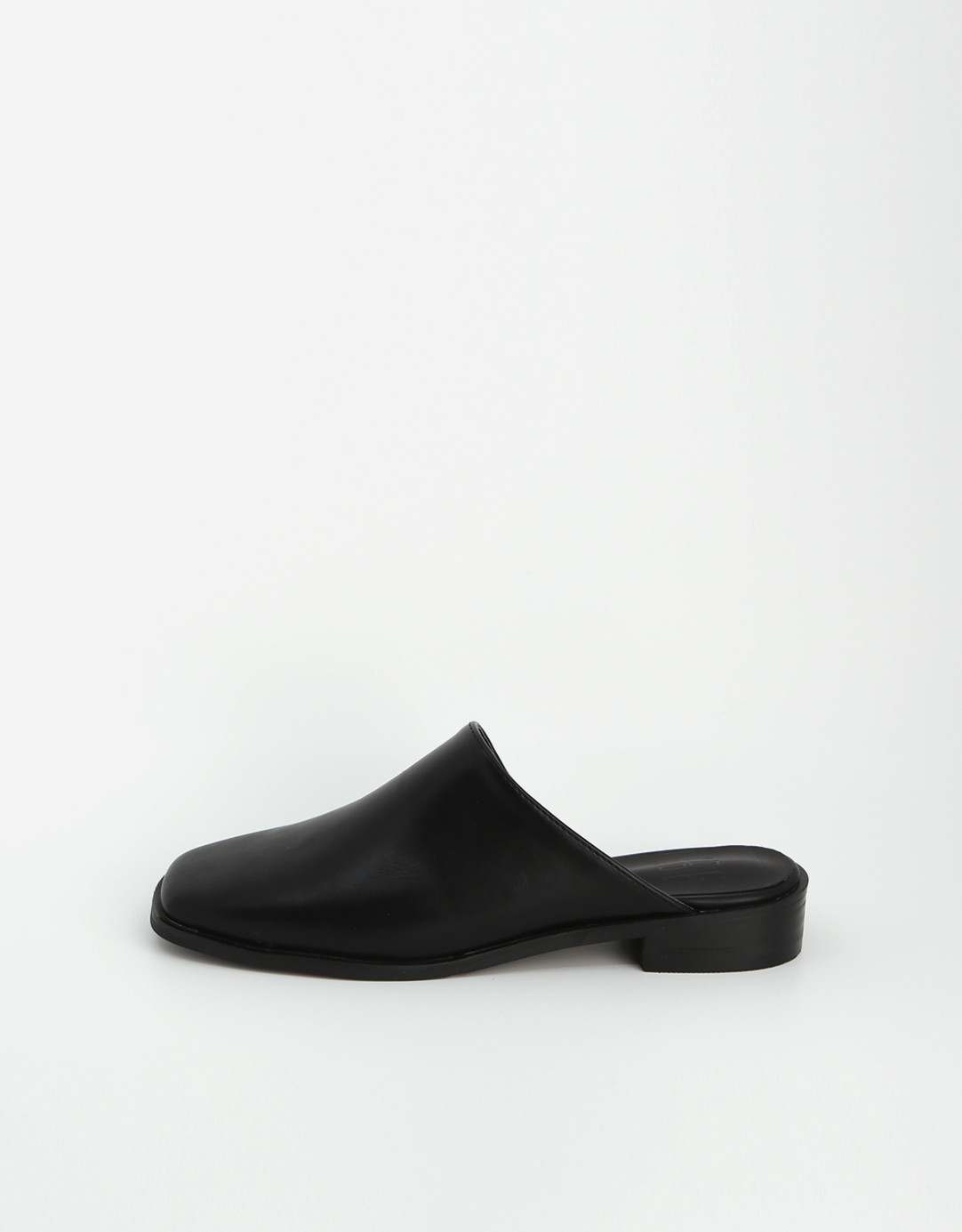 베이스바비 SQUARE UNBALANCE BLOAFER