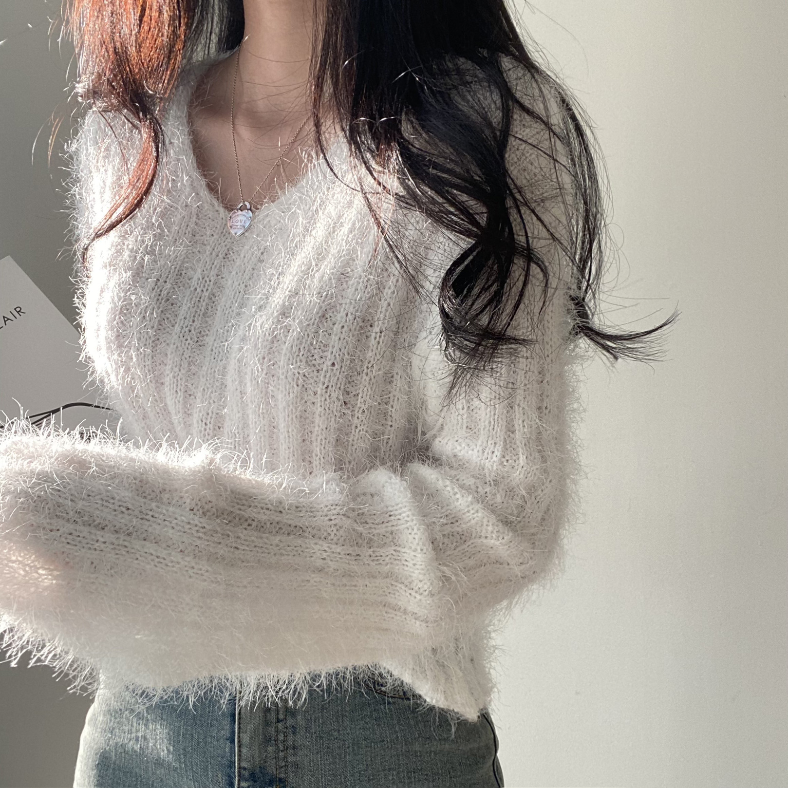 크림치즈마켓 [기획] 털빠짐 없는 앙고라 브이넥 니트 - nt