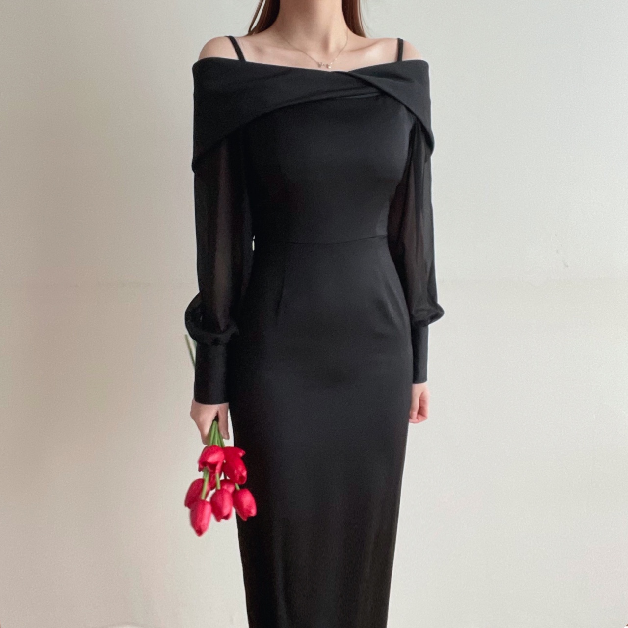 테라 새틴 오프숄더 슬림 롱 원피스 3color 데이트룩 오피스룩 면접룩 상견례룩 파티룩 셀프웨딩 브라이덜샤워 돌잔치원피스 2부드레스 하객룩