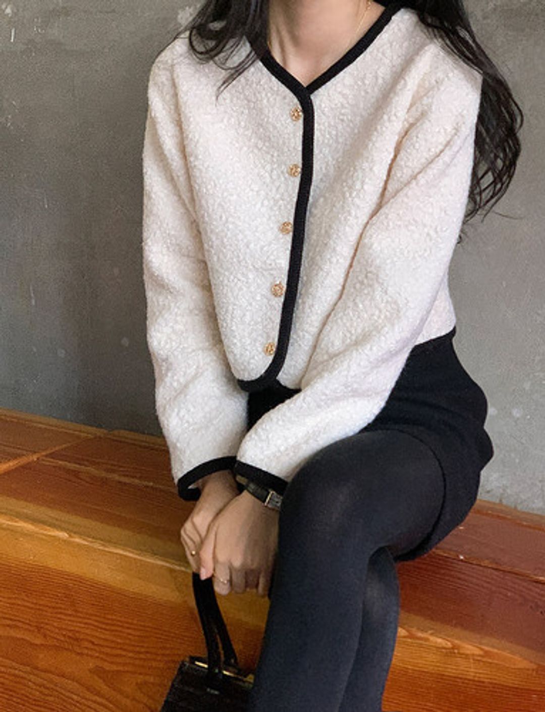 2색 양털 뽀글이 크롭 가디건 플리스 후리스 귀여운 니트 푸들 페이크퍼 울 숏 자켓 배색 라인 화이트 아이보리 연두색