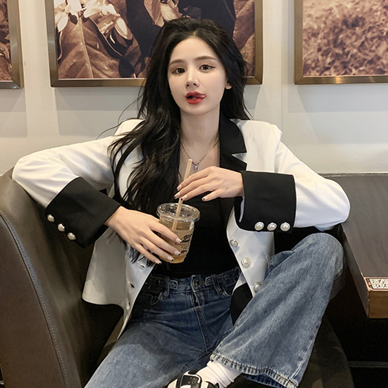 하프닌 화이트블랙 배색 버튼 카라 가을 봄 환절기 아우터 데일리 유니크 정장 수트 블레이저 하객룩 페미닌 긴팔 자켓