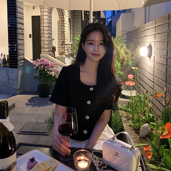 베니토 2천장돌파 Made 썸머 뮤즈 트위드 자켓 신상베스트간절기봄여성데일리자켓트위드자켓트위드반팔자켓여름자켓스퀘어넥자켓스퀘어넥데이트룩하객룩