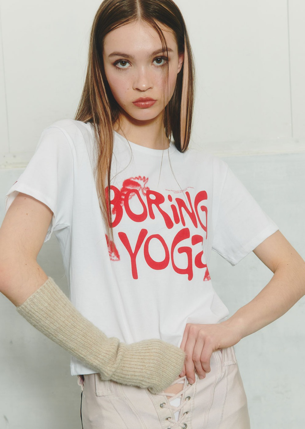 로씨로씨 *BORiNG YOGa Crop T-shirt [WHITE]