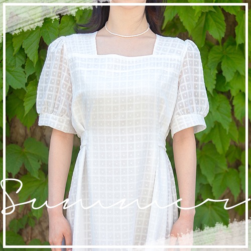 여름 쉬폰 스퀘어넥 퍼프 시스루 리본 롱 원피스 여름원피스체크원피스쉬폰원피스반팔원피스스퀘어넥원피스리본원피스도트원피스빅사이즈루즈핏원피스a라인플레어원피스벌룬