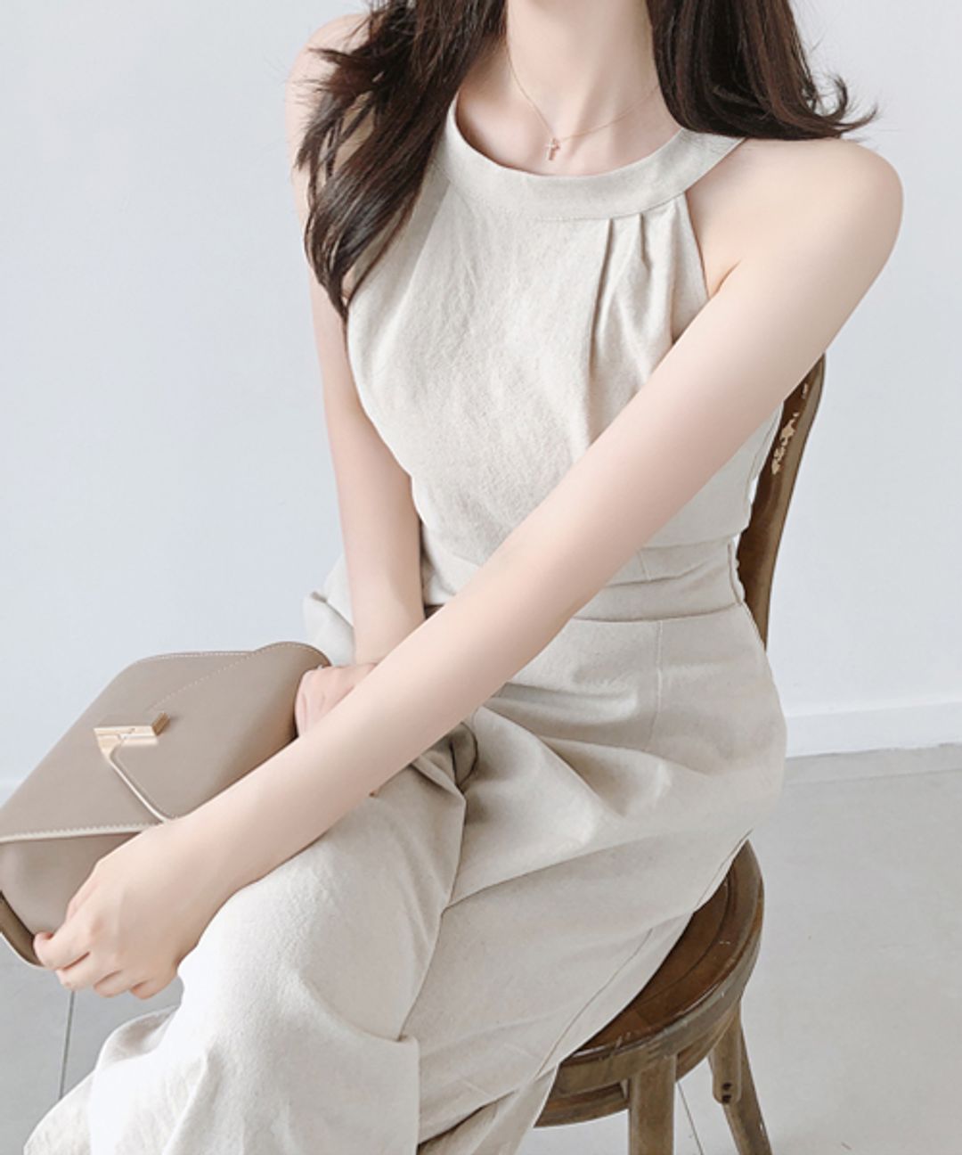 하객룩여름 드링 린넨 홀터넥 와이드 롱 점프수트 블랙베이지소라