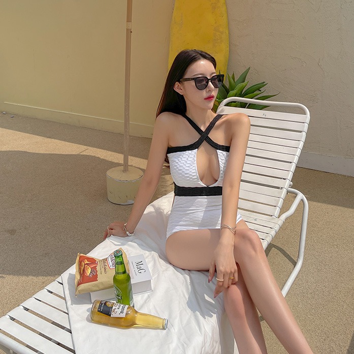 다바걸 마쓰홀터모노키니d2su 30대여성쇼핑몰 20대여자쇼핑몰 키작은여자쇼핑몰 여성의류쇼핑몰 썸머 비치웨어 수영복 비키니 모노키니 여성수영복 스윔웨어 체형커버 화이트 배색