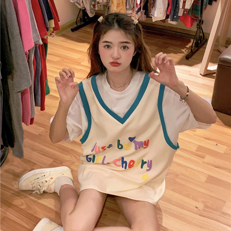 페이크 투피스 귀여운 파스텔 레터링 패치 포인트 반팔 라운드넥 티셔츠 믹스드 민소매 조끼 유니폼 스타일 원피스 박시 박스