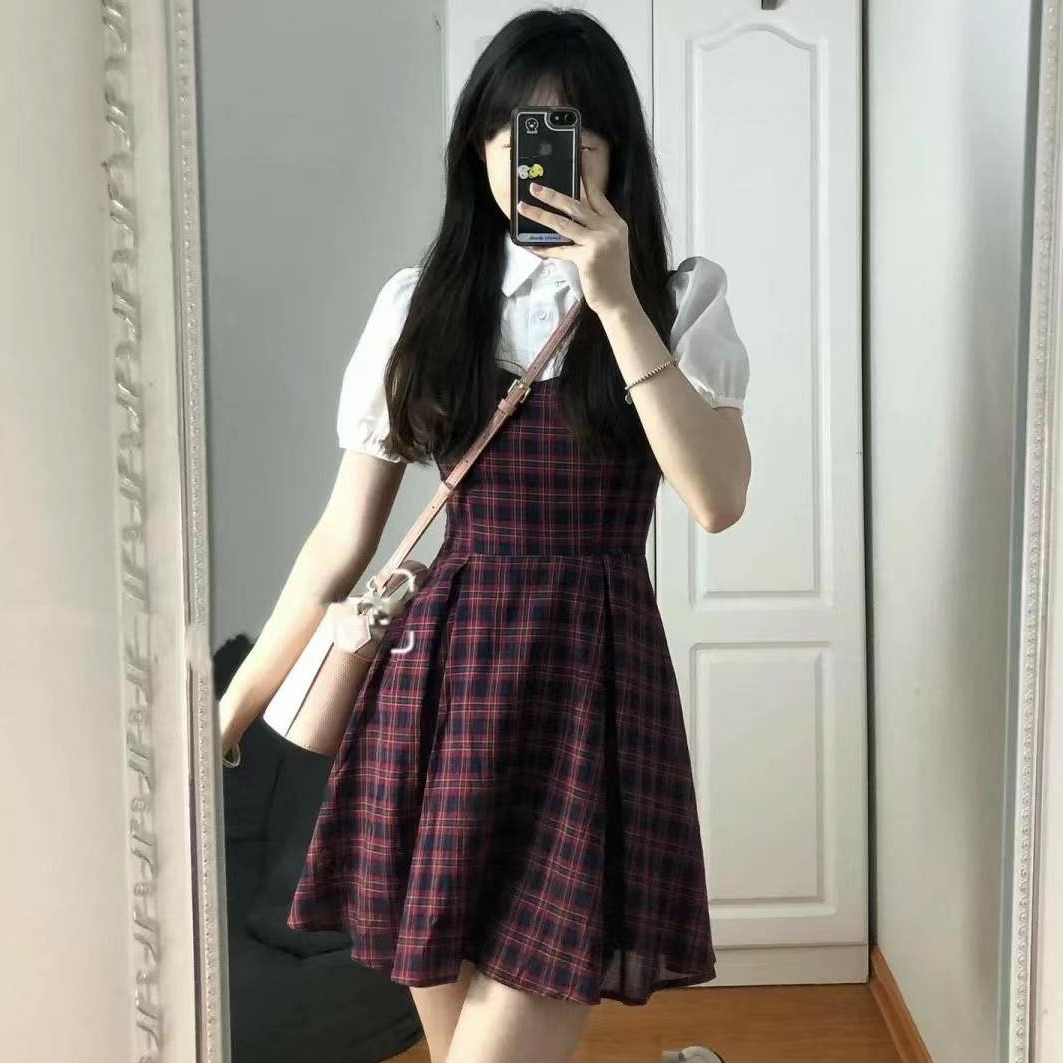제이리본 투피스같은 원피스 아담녀추천 귀여운 화이트 퍼프 폴로 둥근 카라 반팔 체크 패턴 뷔스티에 핀턱 플레어 클래식 A라인