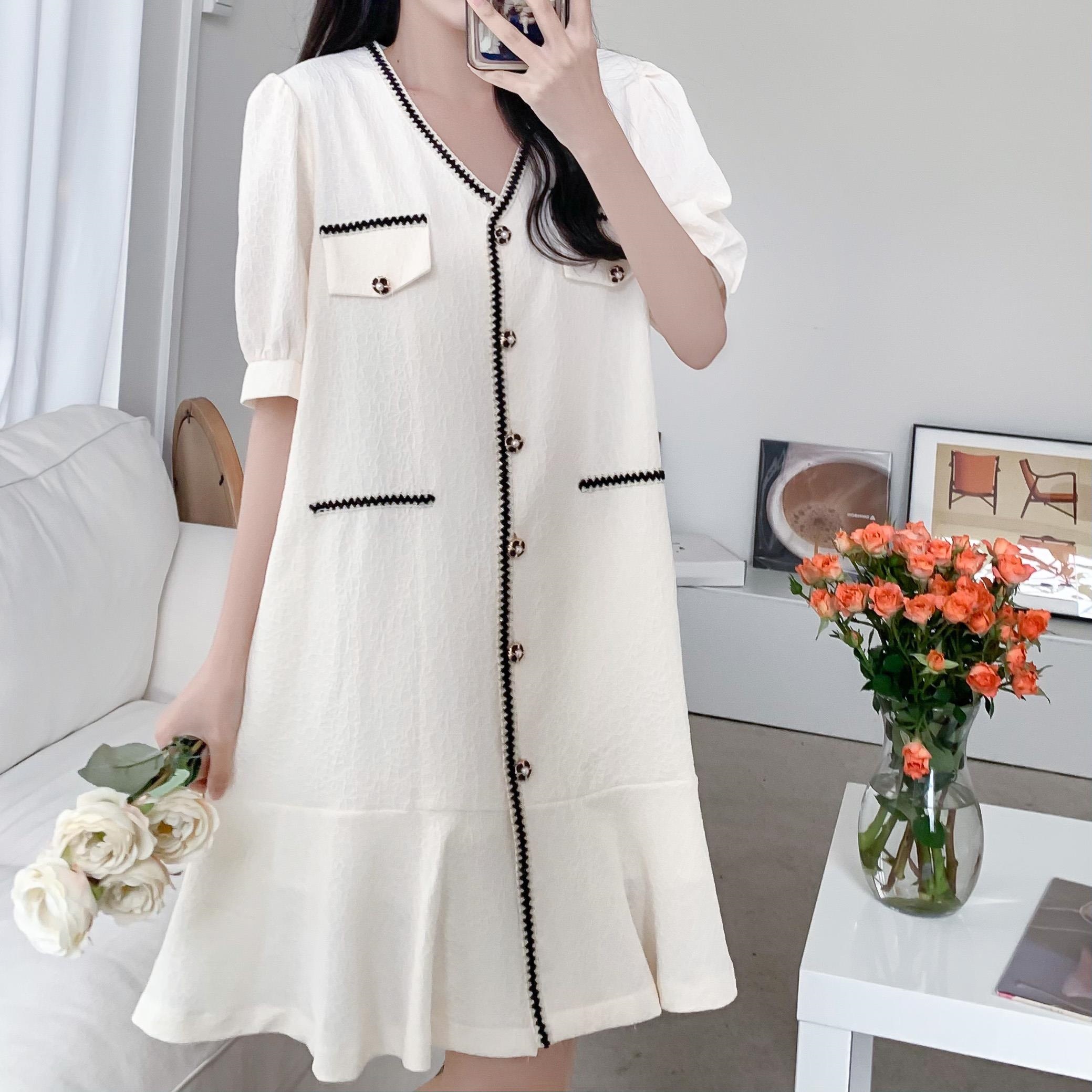 제이리본 ~4xl빅사이즈고퀄 심플 원피스 뱃살커버 깔끔 단정 블랙 화이트 여름 V넥 A라인 루즈핏 프릴 싱글버튼 플라워 진주 단추 가디건 입체 라인배색 퍼프소매 반팔