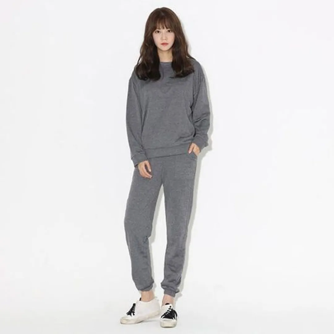 패션 바이 카카오 베이직 디자인 쭈리원단 맨투맨 카고바지 상하의 세트