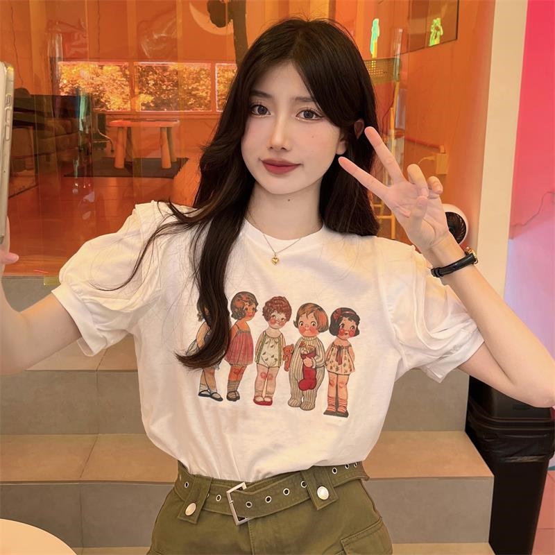 제이리본 파워숄더 캐릭터 프린팅 귀여운 티셔츠퍼프 소매 유니크 라운드넥 루즈핏 화이트 흰티 여름 포인트 패션 아이템 반팔