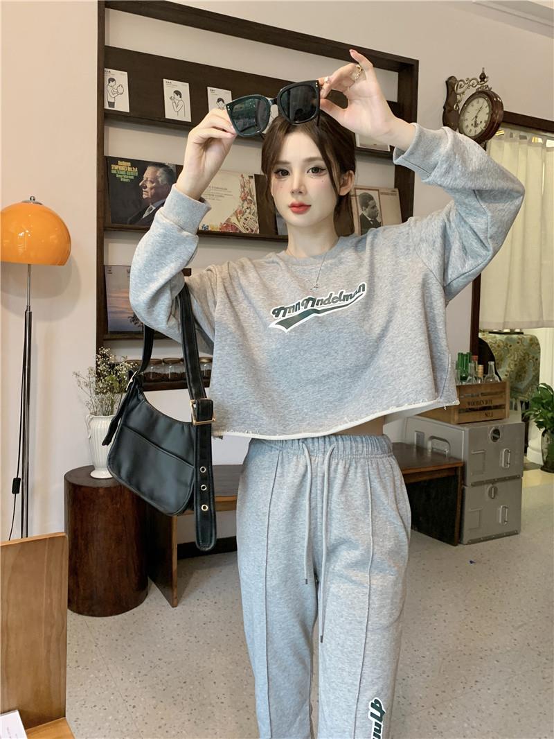 투피스 코디 Set 레트로 빈티지 트레이닝 세트 긴팔 심플 레터링 패치 프린팅 포인트 라운드넥 박시 박스 오버 핏 짧은 크롭