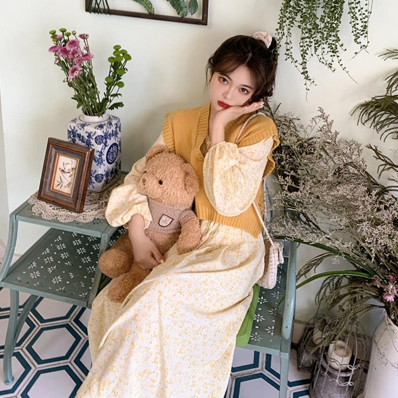 무료배송 메든 옐로우 플라워 벌룬 소매 라운드넥 플레어 롱 원피스 V넥 무지 크롭 니트 조끼 봄 가을 데이트룩 유니크 러블리 투피스