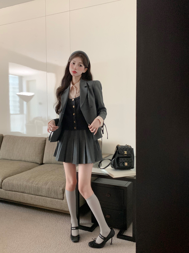 가을신상결혼식하객룩 긴팔 더블버튼 자켓 플리츠스커트 투피스세트 정장자켓 미니스커트 트위드세트 복고풍 11월 12월 하객 코디 셋업 데이트룩