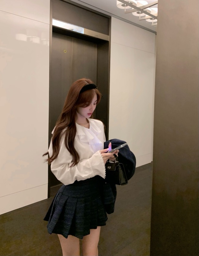 겨울 블라우스 화이트 프릴 빅카라 긴팔 블라우스 셔츠 가을 겨울 셔츠 프릴블라우스 셔링셔츠 연말 하객룩 데이트룩
