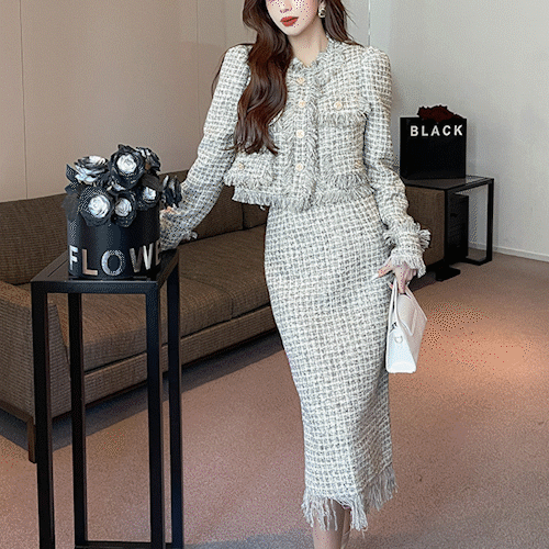 겨울신상겨울셋업 라운드넥 트위드 숏자켓 실버 테슬 H라인 미디스커트 럭셔리 세련 투피스 정장 세트 오피스룩 하객룩 데이트룩 미팅 소개팅 봄 겨울 체크 셋업