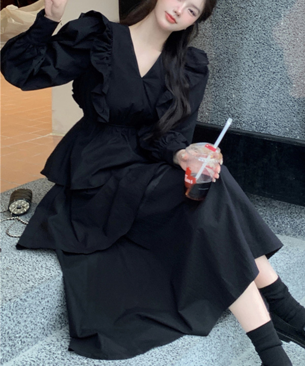 포앤바이앤 캉캉원피스 브이넥 러플 퍼프숄더 벌룬소매 셔링 블랙 캉캉 롱 원피스 3단 플레어스커트 로맨틱 러블리 사랑스러운 봉긋어깨 이브닝 모임룩