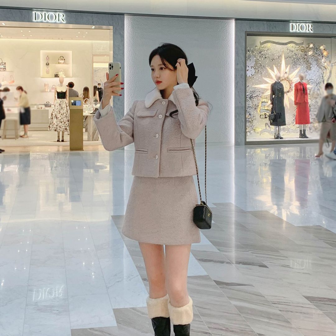 기간한정특가🔥 ⚡️부분 오늘출발⚡️ 1000장 돌파 자체제작 울50 루디 퍼카라 자켓과 스커트 부클 트위드