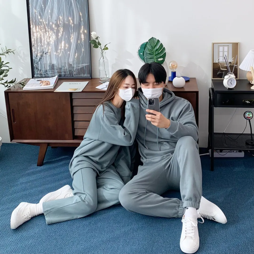 패션 바이 카카오 티셔츠or후드티 2가지버전기모안감단품가능 빅사이즈 오버핏 기모 긴팔티 후드티 조거 와이드 팬츠