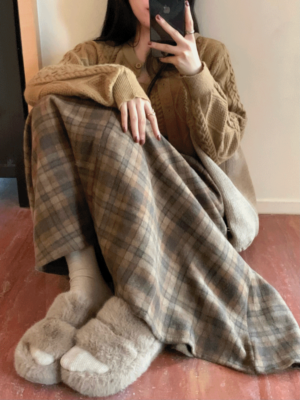 마리그램 겨울 모직 롱 스커트 레트로 체크 빈티지 하이웨스트 겨울 아메카지 롱 스커트 레트로 보헤미안룩 체크 롱 스커트 일상룩 스트리트룩 데이트룩 여친룩 전시회룩