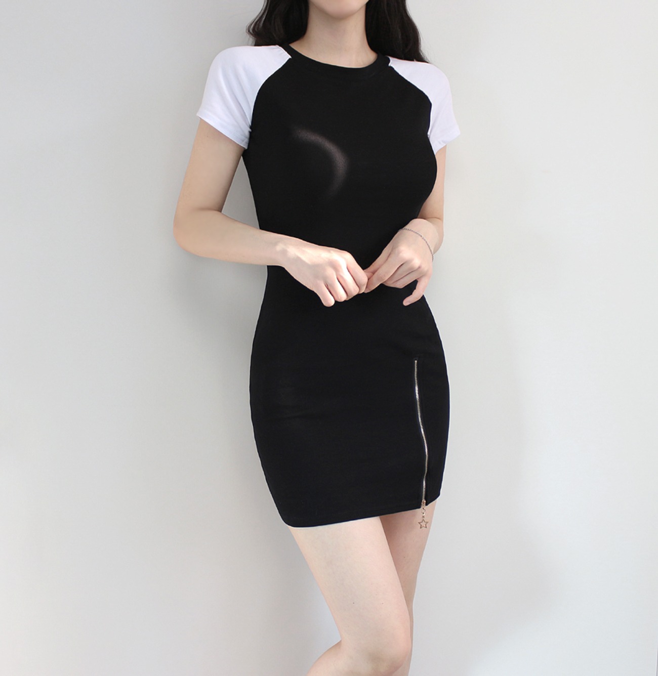 (무료배송) 한정수량 세일 나그랑 쫀쫀 슬림핏 미니원피스