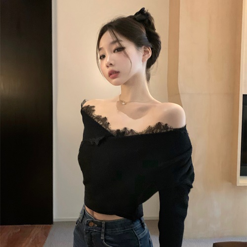 코디드 레이스 섹시 고혹적인 매력적인 섹시한 파티룩 골지 스판 쫀쫀 포근한 섹시룩 오프숄더 오픈슬릿 크로스 랩 여리여리 쇄골미녀 심플 시크 어깨트임 스웨터 니트 상의 탑