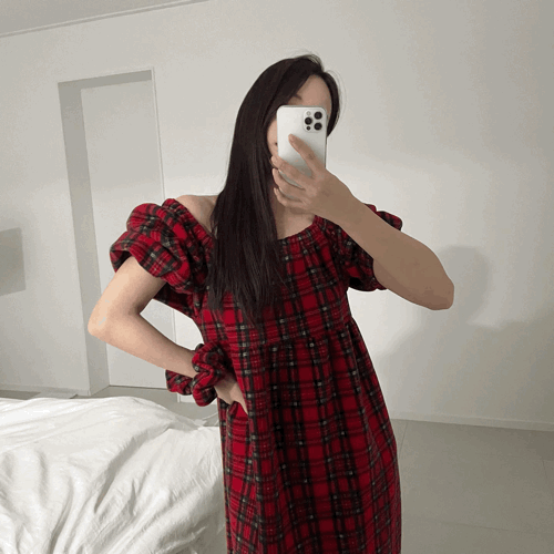 슈룸 [프리미엄 머리끈]크리 체크 극세사 수면 원피스 잠옷 홈웨어 2color
