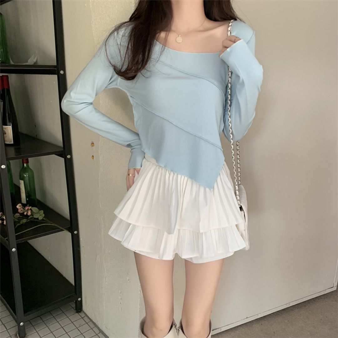 당일발송 슬림 핏 사선 라인 언발 기장 긴 팔 하늘색 여리 핏 긴 팔 티 셔츠 여친룩 데이트룩 핏 예쁜 주말룩 깔끔한