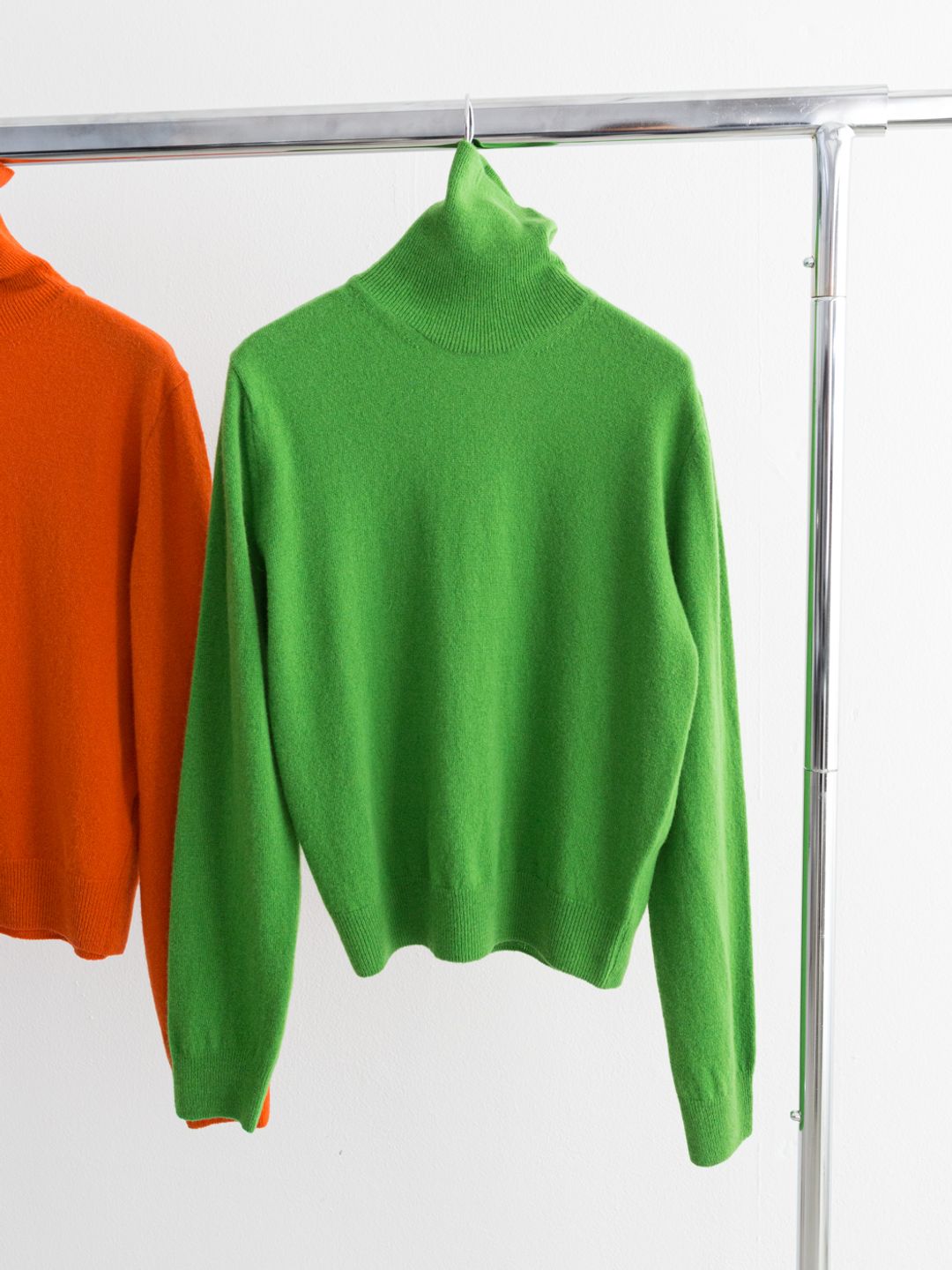 Merino Wool 100 네온 울 폴라 니트2컬러