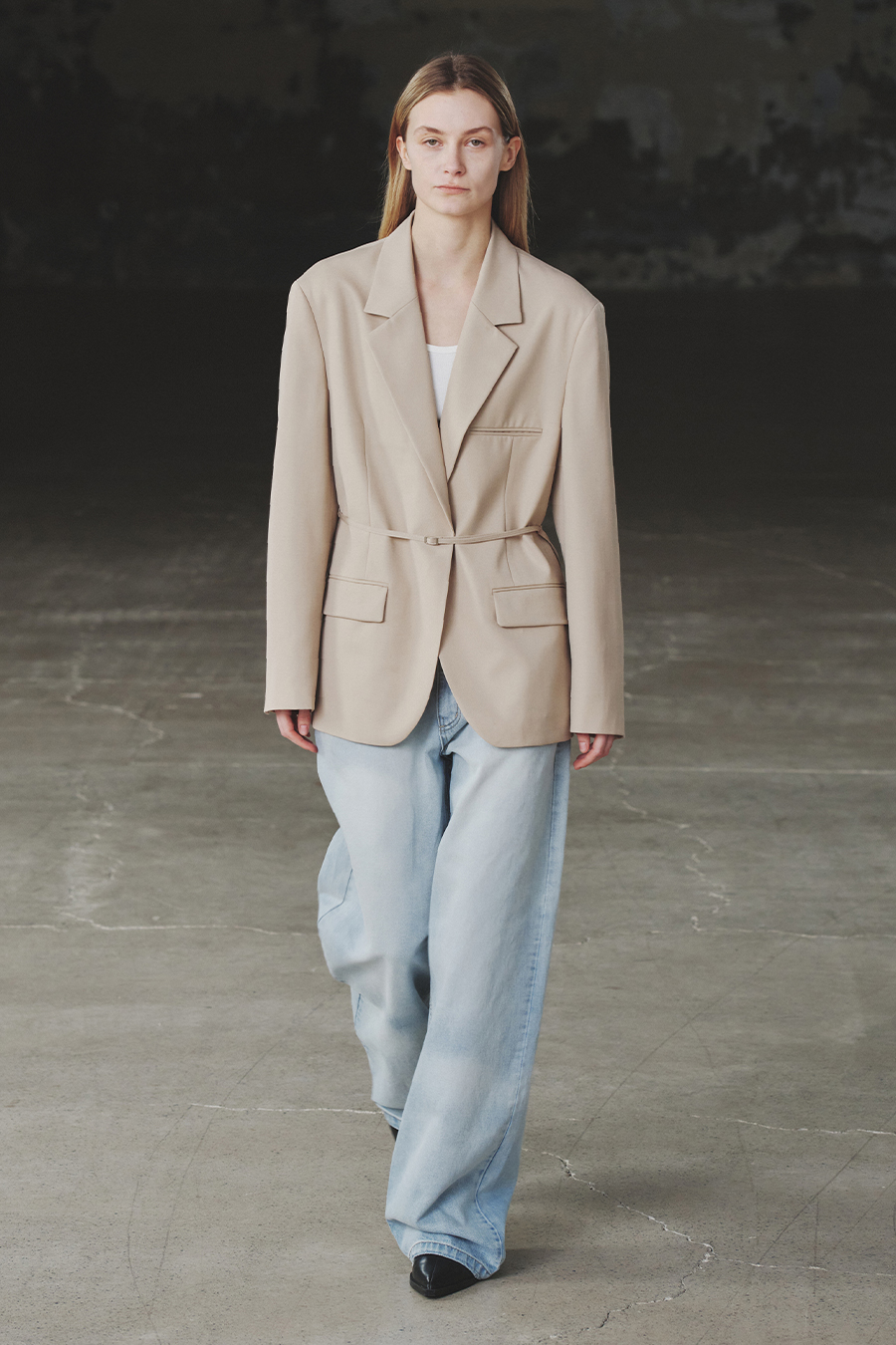 인사일런스우먼 [CALIK] 로우 웨이스트 와이드 진 LIGHT BLUE