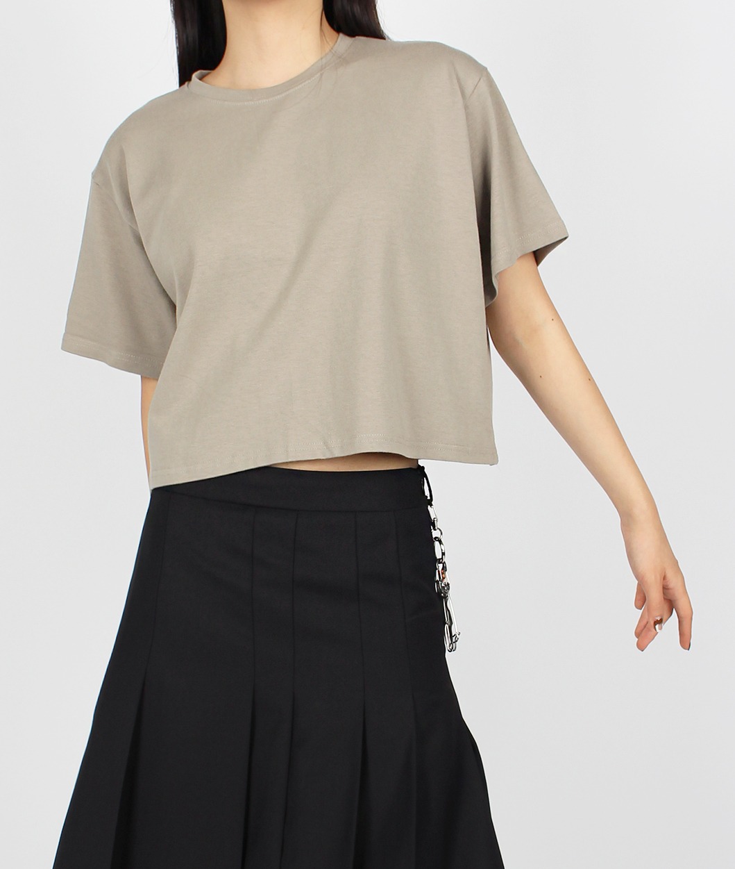 킵인터치 [HQ] soft tensel basic crop tee (khaki brown)