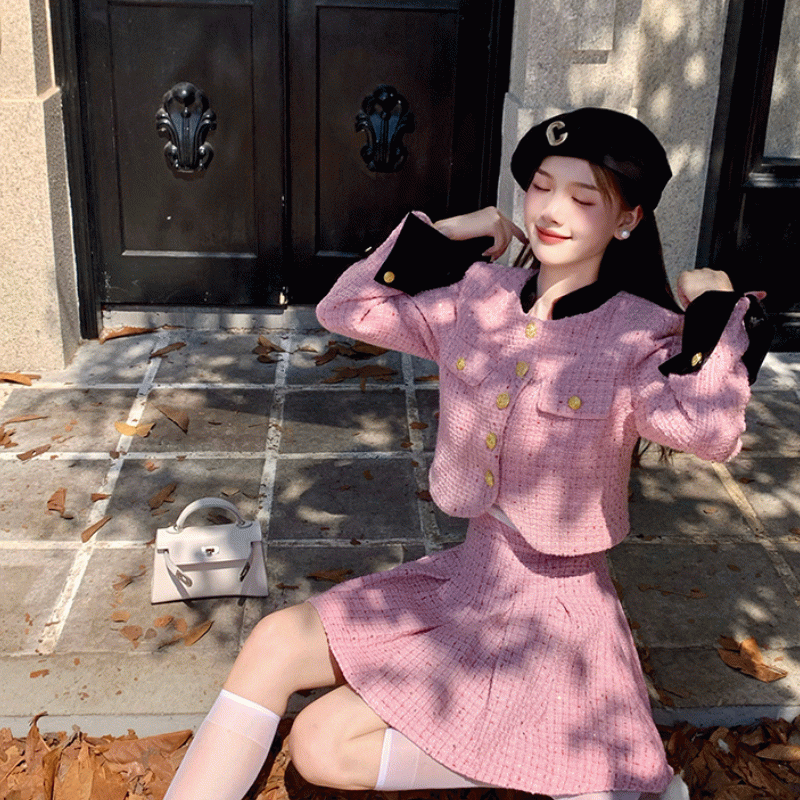 위드포에버 봄신상세트 블랙 투톤 골드버튼 라운드엣지 크롭 트위드자켓 하이웨스트 플리츠 미니스커트 투피스 셋업 봄하객룩 결혼식 상견례 데이트 여친룩 캠퍼스 데일리