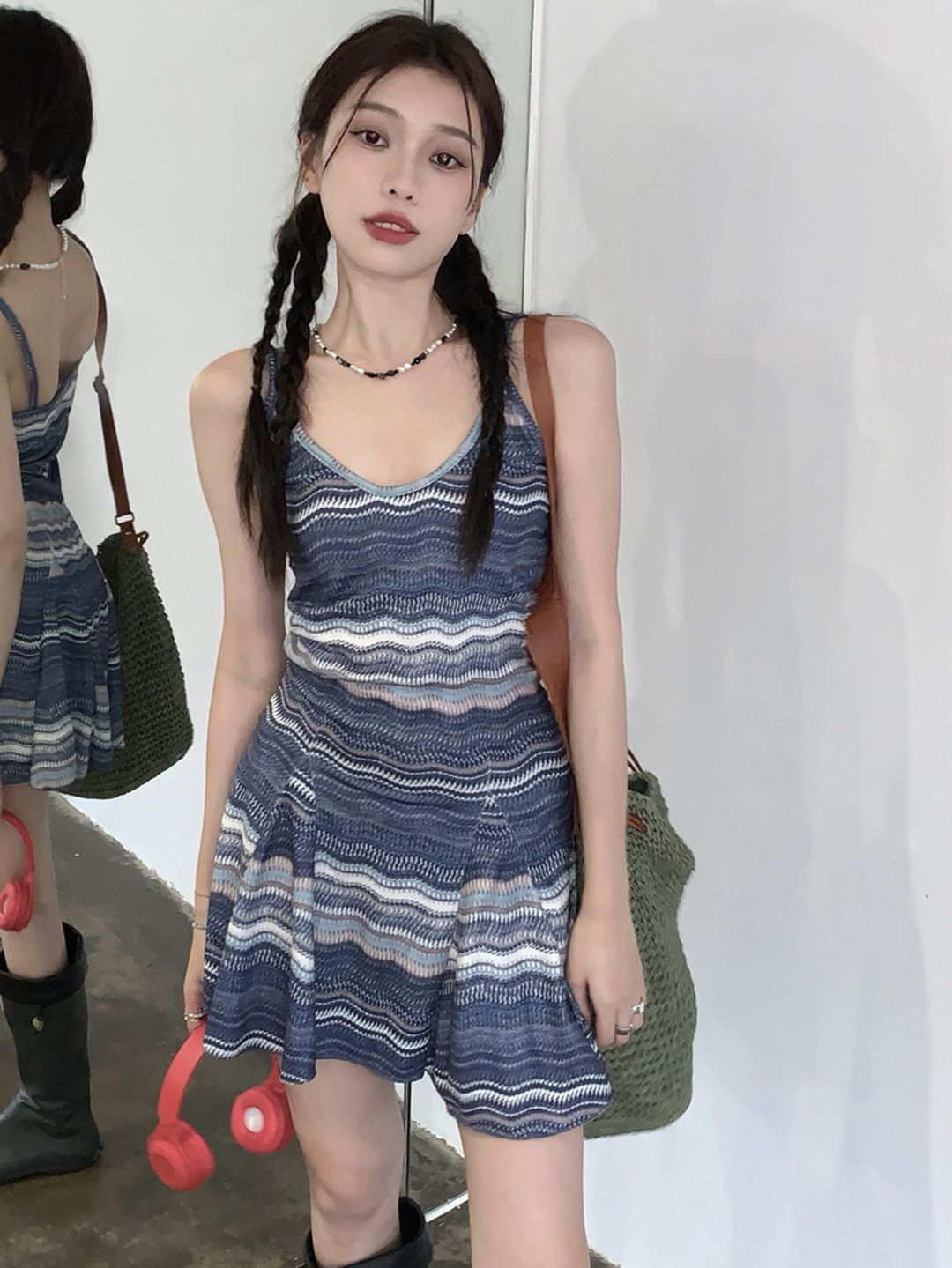 블루 스트라이프 나시 원피스 V 브이 넥 슬리브리스 나시 민 소매 탑 허리 강조 몸매 보정 하이 웨스트 A 라인 플레어