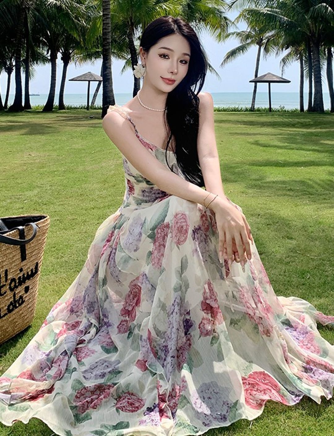 여름휴가해외여행동남아바다바캉스호캉스신행신혼부부 끈 나시 빅 비비드 플라워 패턴 프릴 플레어 롱 원피스 드레스