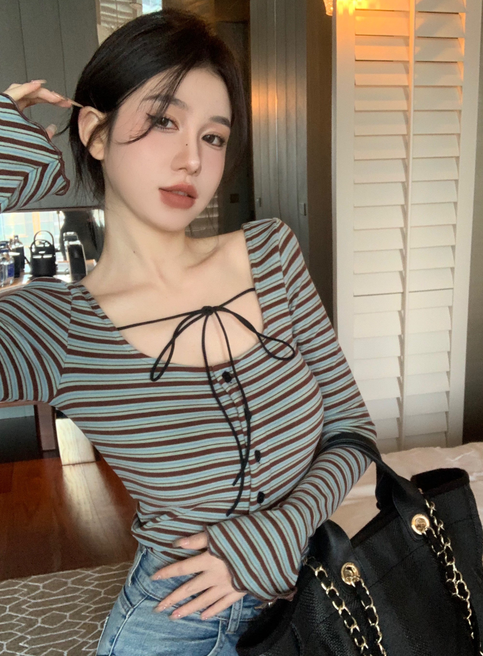 하프닌 칸네 스트라이프 단가라 배색 끈 리본 홀터 줄무늬 데일리 캐주얼 러블리 유니크 봄 여름 긴팔 티셔츠