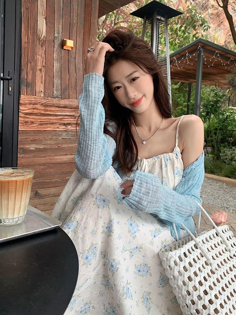 베이지하루 색감 너무 예쁜 Set 원피스 가디건 세트 한벌 슬림핏 골지 롱드레스 꽃무늬 플라워 프린트 슬리브리스 민소매 끈나시 뷔스티에 레이어드 캐미솔 어깨끈 30대