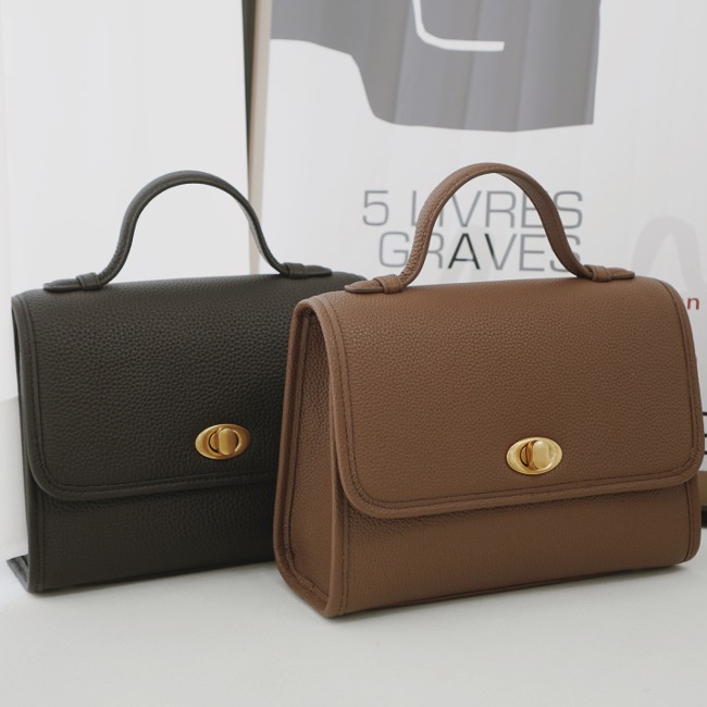 메띠에하르 빈티지 토고 플랩백 (Vintage Togo Flap Bag)