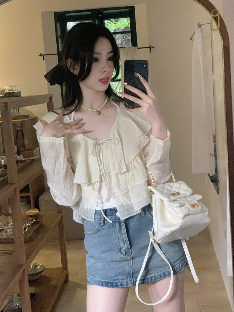 프릴 레이스 나시블라우스 Set 홀터 넥 리본 레이스 스티치 크롭 미니 숏 새틴 캐미솔 이너 슬리브리스 탑v 브이 넥 리본 프릴 러플 루즈 핏 청순 여리 얇은 긴팔