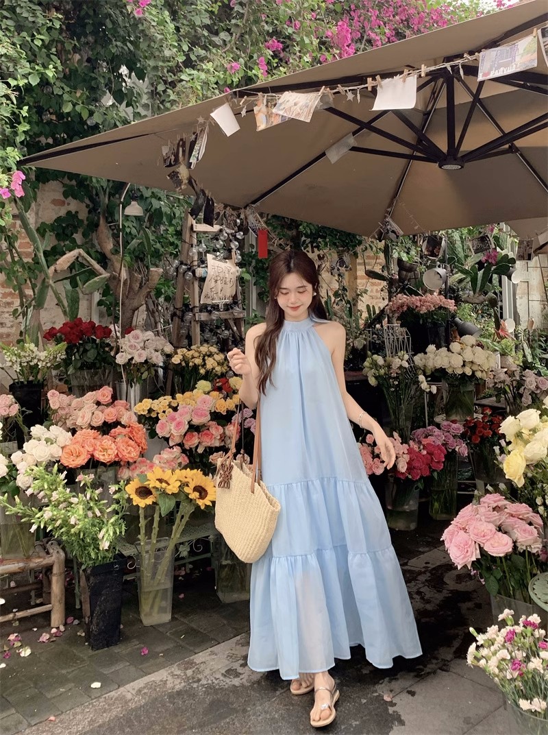 로맨틱 스카이 롱 원피스 홀터 넥 리본 슬리브리스 나시 루즈 여리 청순 하늘하늘 핏 A 라인 롱 플레어 미디 스커트 치마