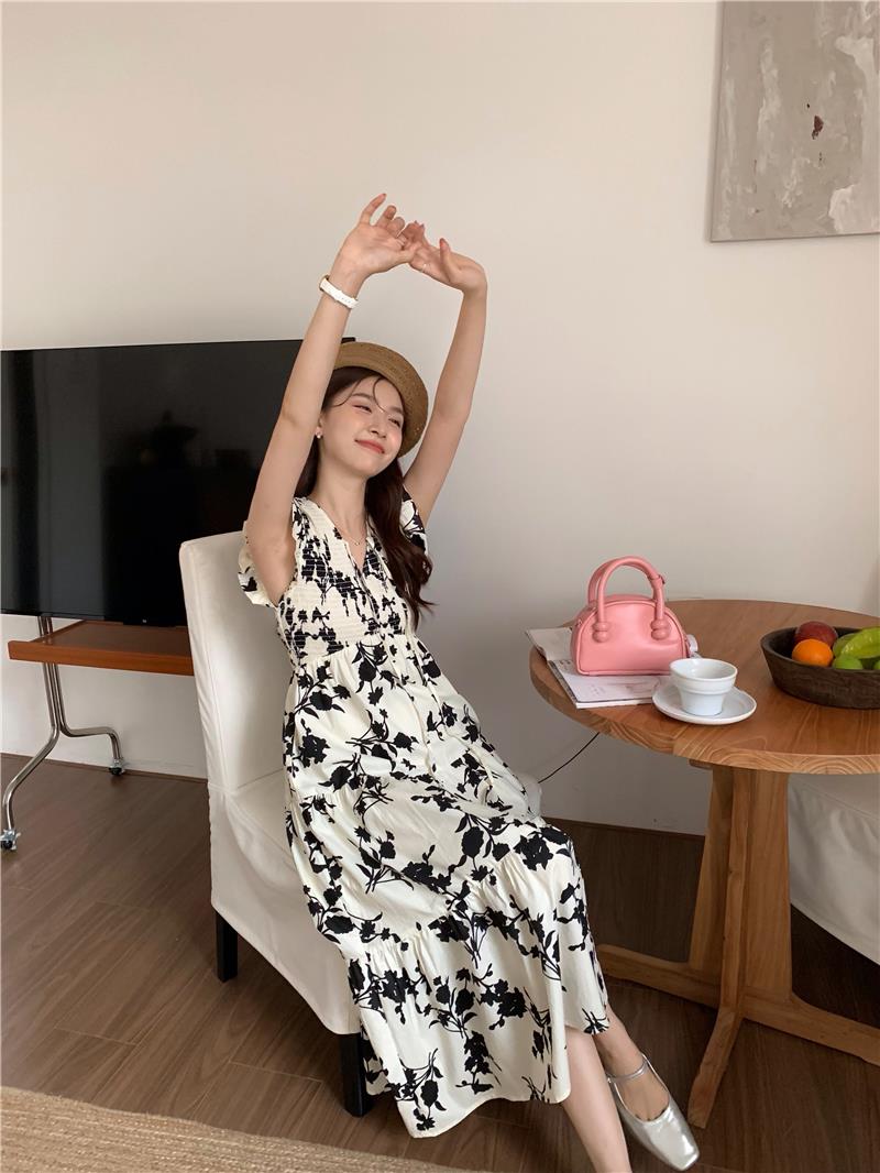 플라워 프린트 롱원피스 여름 민소매 슬리브리스 루즈핏 브이넥 셔링 주름 뷔스티에 레이어드 봄 간절기 30대 40대 여성 여자