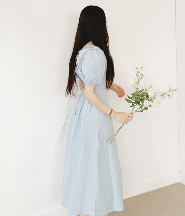 뒷태반전 백트임 오픈백 스퀘어넥 봉긋 퍼프 소매 반팔 A라인 플레어 스커트 화이트 롱원피스 여름 휴양지 바캉스 캐주얼