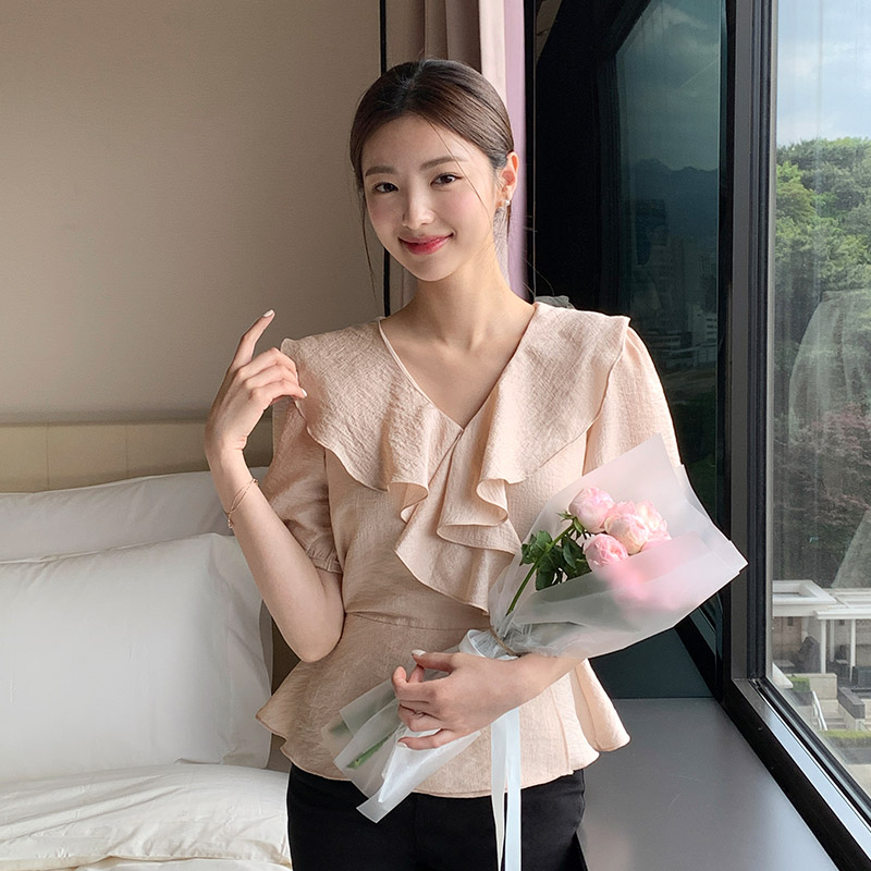 [🔥한정수량 쿠폰팩][주문폭주🔥] 끌레르 프릴넥 페플럼 여름 반팔 반팔하객 블라우스 셔츠 여름하객룩 하객룩 랩블라우스 블라우스