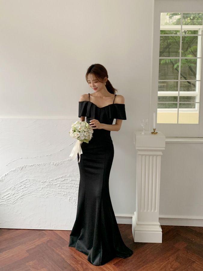 모반디 프릴 끈 블랙 드레스 오프숄더 셀프웨딩 스냅 브라이덜샤워 피로연 2부 원피스