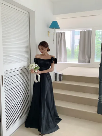 모반디 리본소매 블랙 드레스 셀프웨딩 롱 플레어 촬영 2부 피로연 브라이덜샤워 오프숄더 연주회 빅사이즈