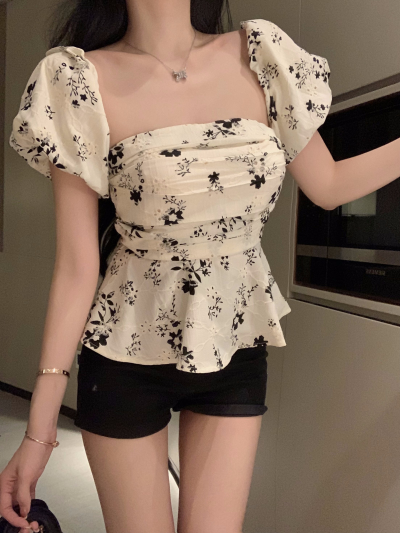 블롱뮤 플라워 스퀘어 블라우스 벌룬 하프 오프 숄더 밴딩 반팔 소매 플로럴 꽃 무늬 패턴 프렌치 무드 하이틴 모던 셔츠 탑