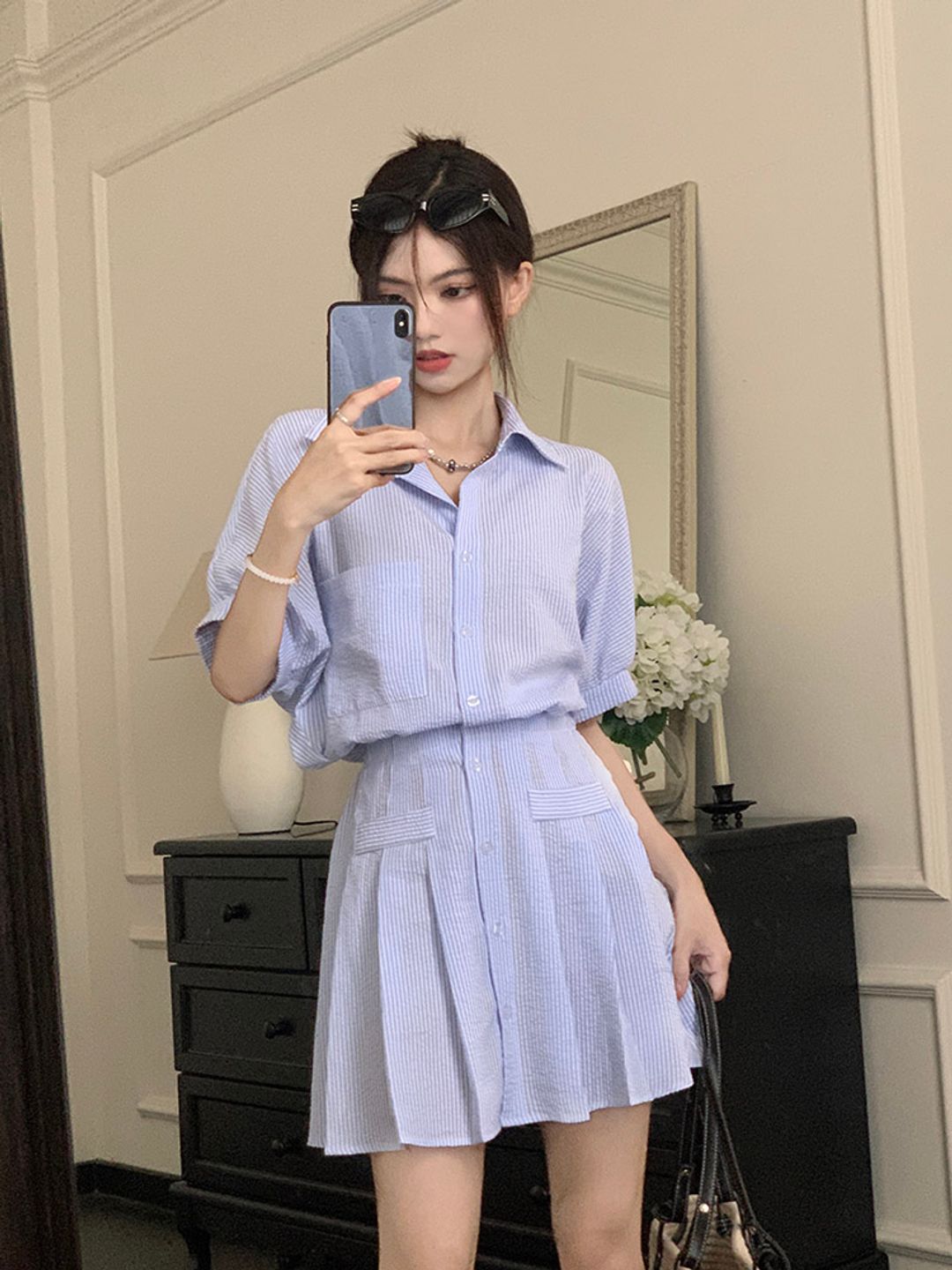 청순 스트라이프 셔츠 원피스 V 브이 넥 단추 여밈 카라 반팔 하프 소매 나그랑 레글런 포켓 포인트 하이 웨스트 슬림 허리